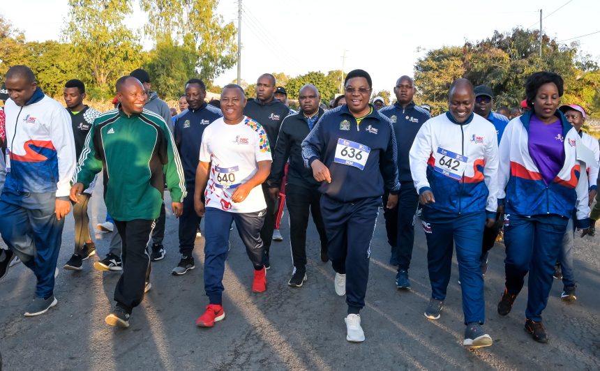 WAZIRI MKUU ASHIRIKI MBIO ZA HISANI ZA BENKI YA NBC KUCHANGIA UFADHILI KWA WANAFUNZI WA MASOMO ...